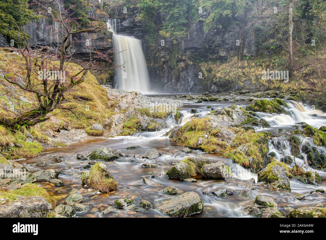 Ingleton falls walk hi-res stock photography and images - Alamy