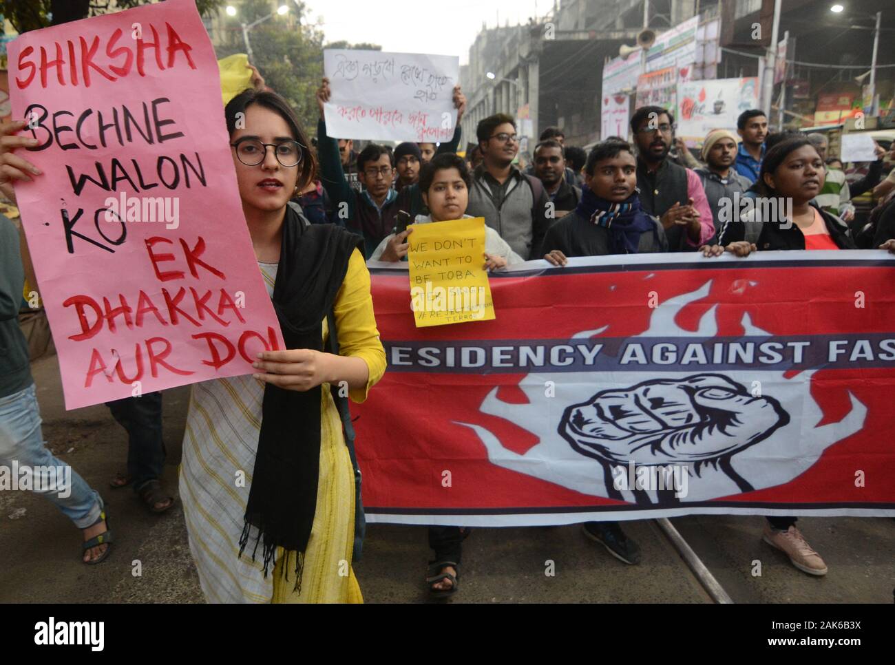 Kolkata, India. 07th Jan, 2020. Protesters display placards and raising ...