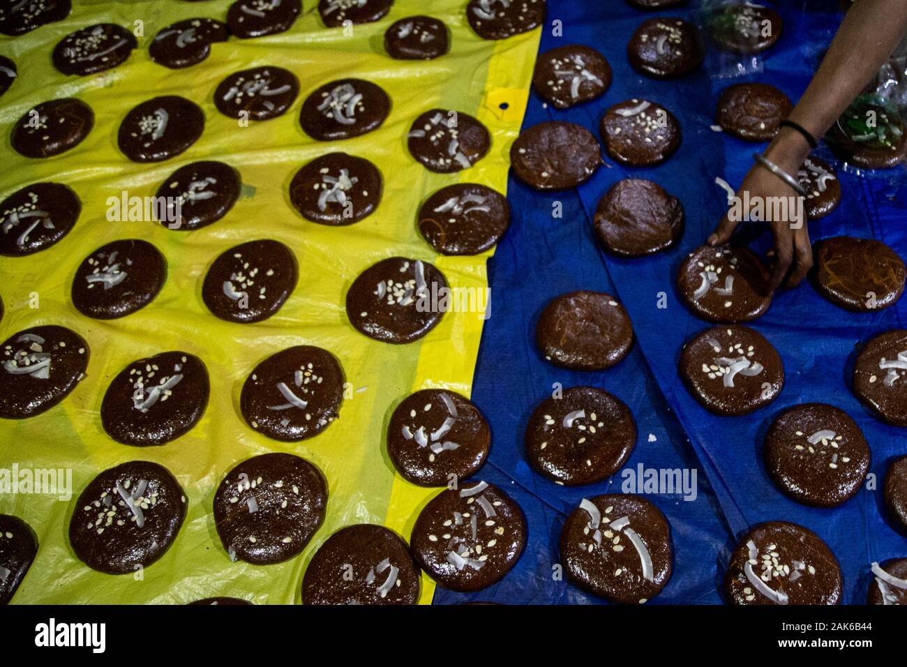 Chaku hi-res stock photography and images - Alamy