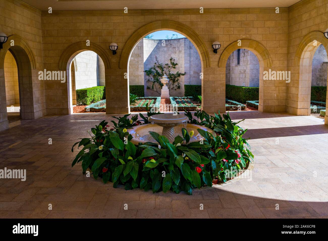 Marble pavilion hi-res stock photography and images - Alamy