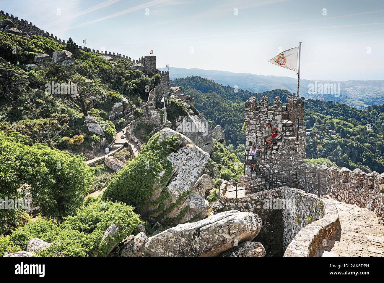 Sintra: Castelo dos Mouros, Ruine der ehemaligen Maurenburg, Lissabon ...