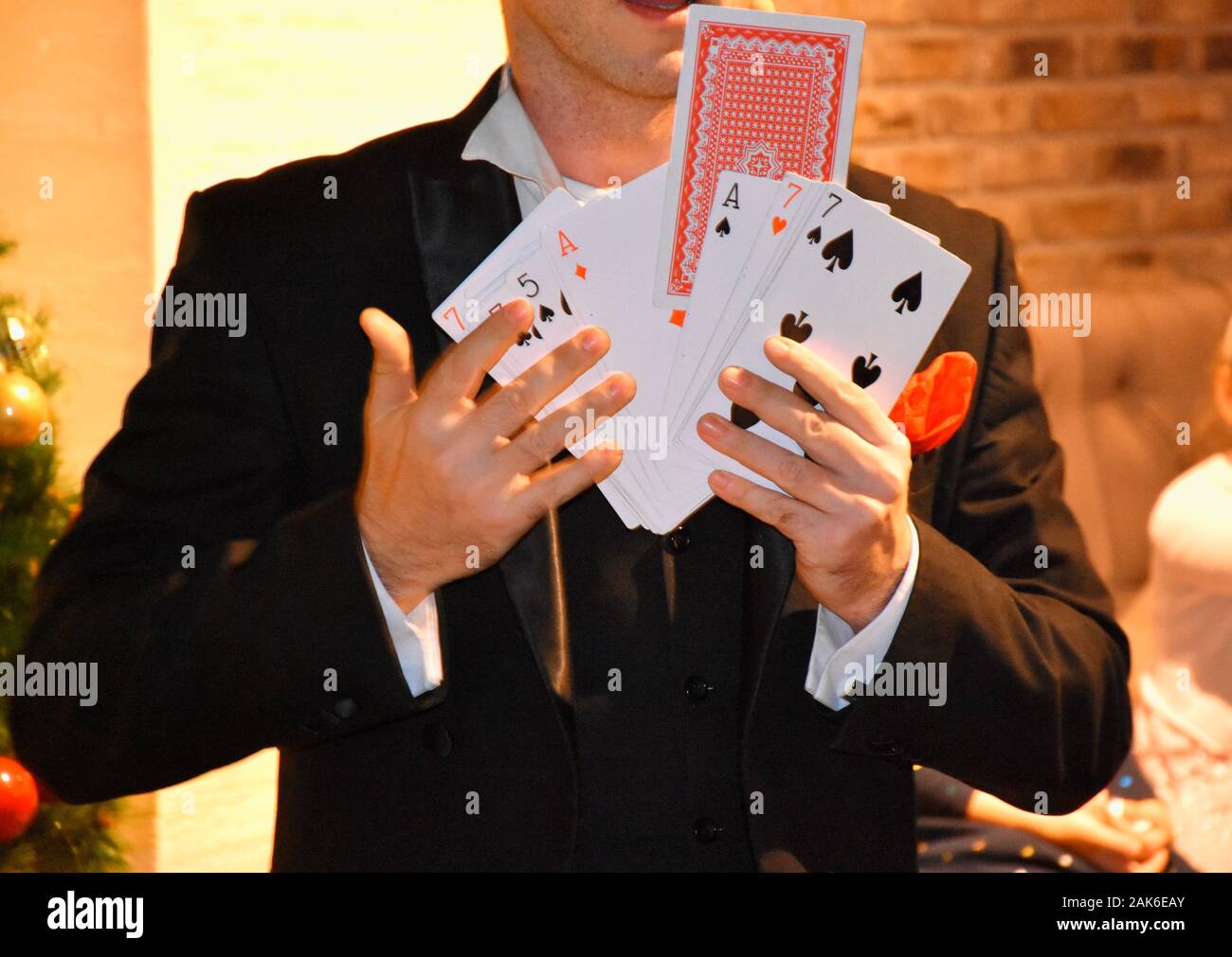 magic trick with cards Stock Photo - Alamy