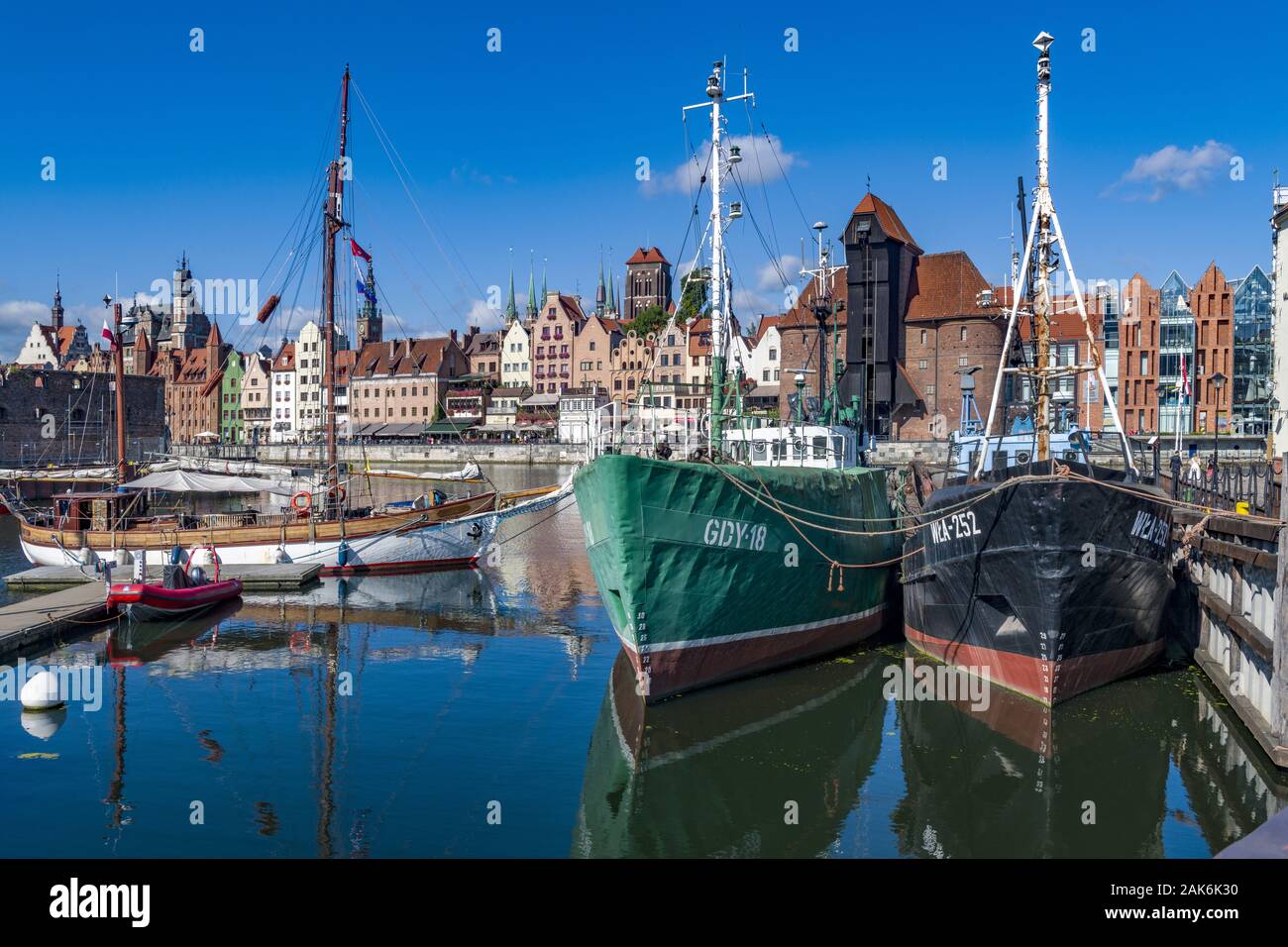 Gdansk (Danzig): Yachthafen an der Mottlau vor dem Danziger ...