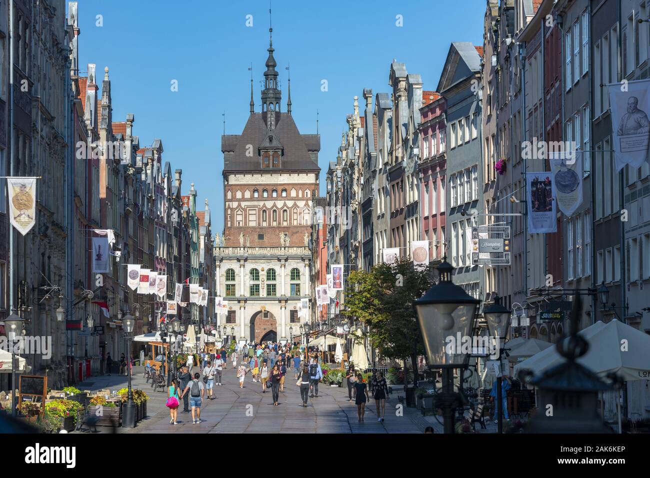 Gdansk (Danzig): Blick in die Danziger Langgasse (auch Lange Gasse) mit ...