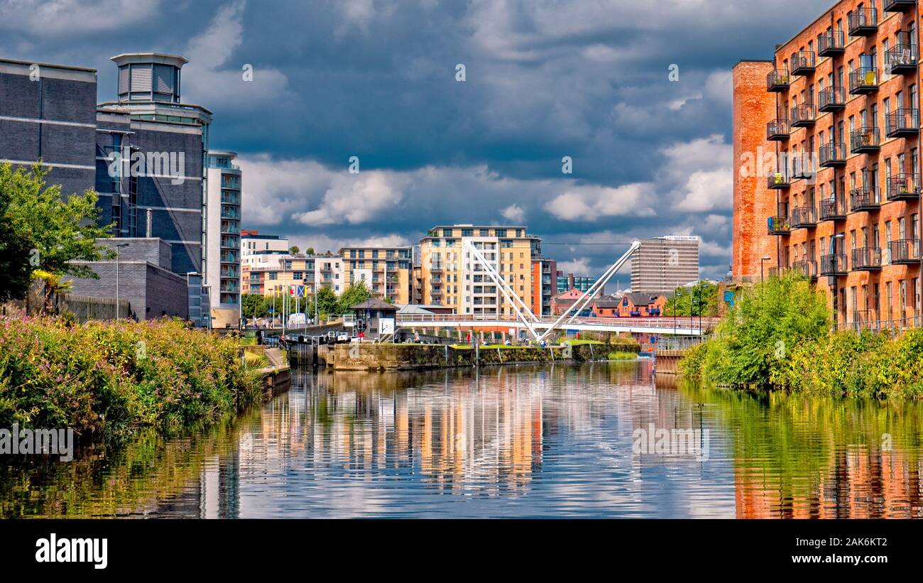 River aire canal hi-res stock photography and images - Alamy