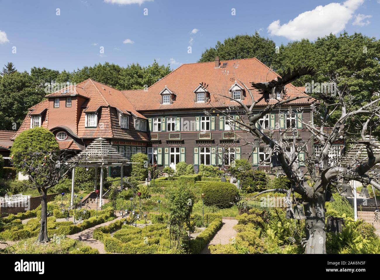 Bispingen: Heidekastell Iserhatsche, Jagdvilla im schwedischen ...