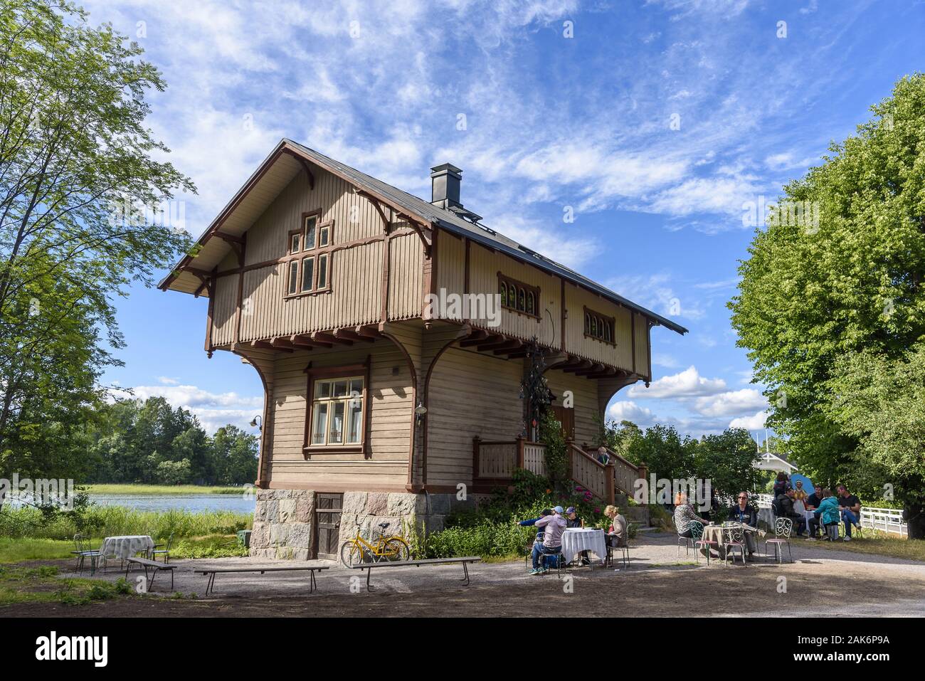Helsinki/Stadtteil Meilahti: Freilichtmuseum auf der Insel Seurasaari ...