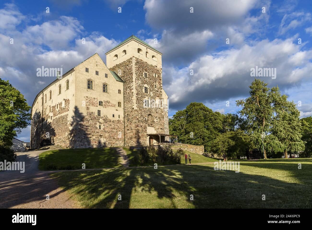 Turku: Burg Turku (Turun linna) an der Muendung des Aurajoki, Finnland ...