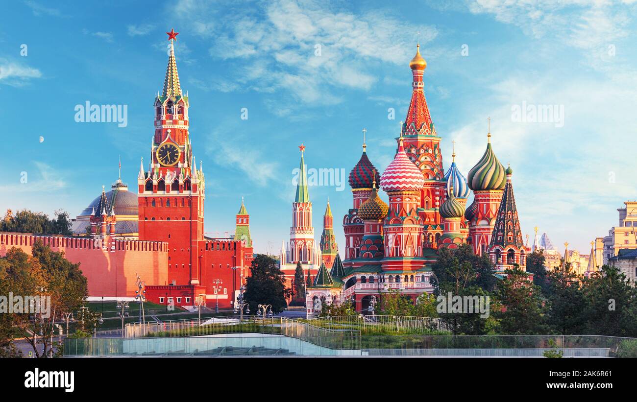 Moscow sunrise hi-res stock photography and images - Alamy
