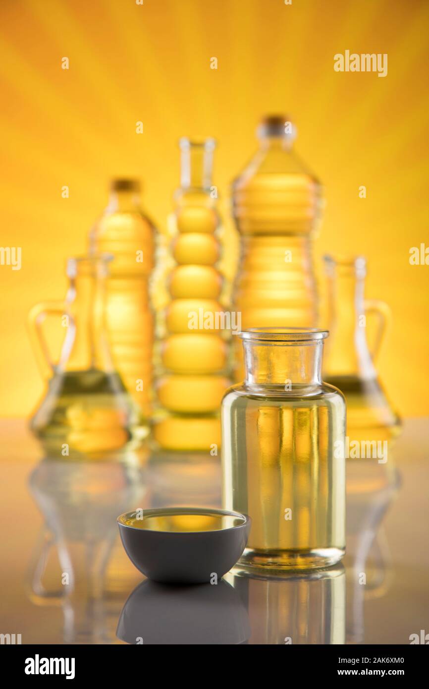 Rapeseed meal hi-res stock photography and images - Alamy