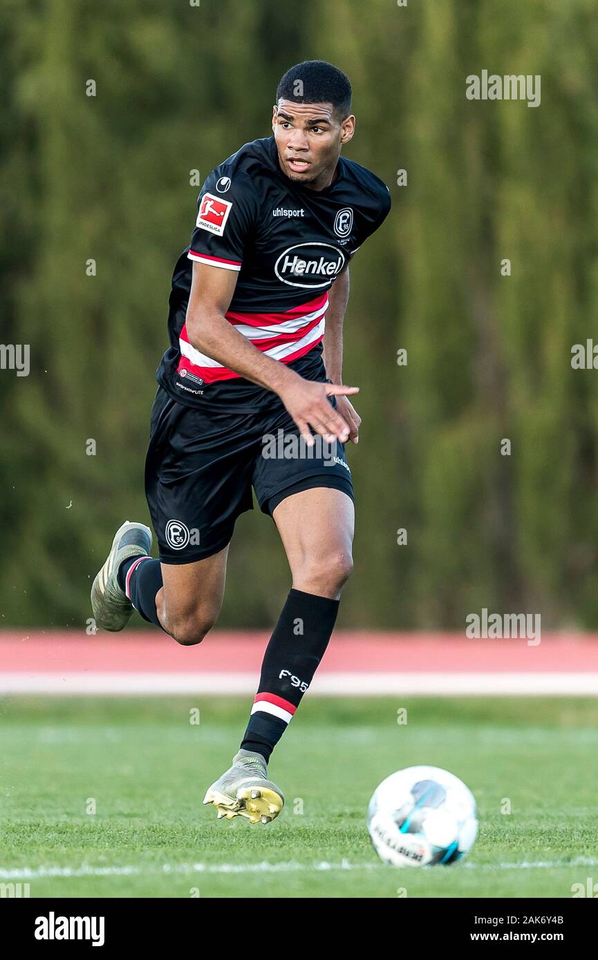 Jamil siebert hi-res stock photography and images - Alamy