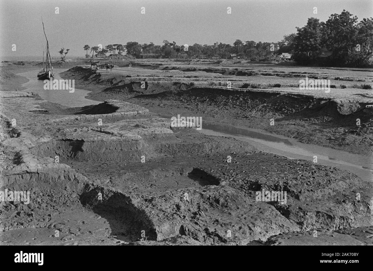 Sandwip hi-res stock photography and images - Alamy