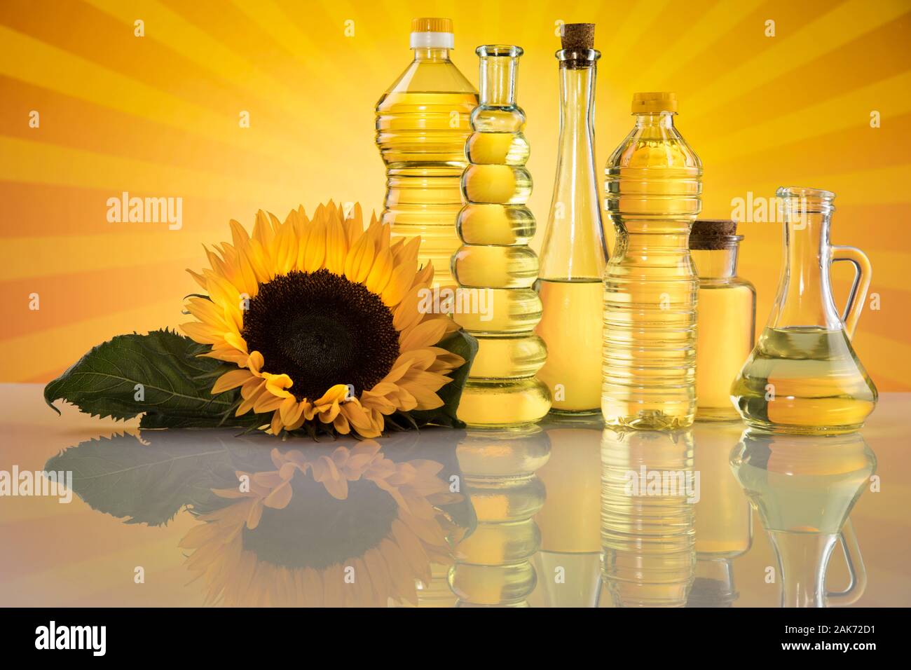 Cooking and food oil products Stock Photo - Alamy