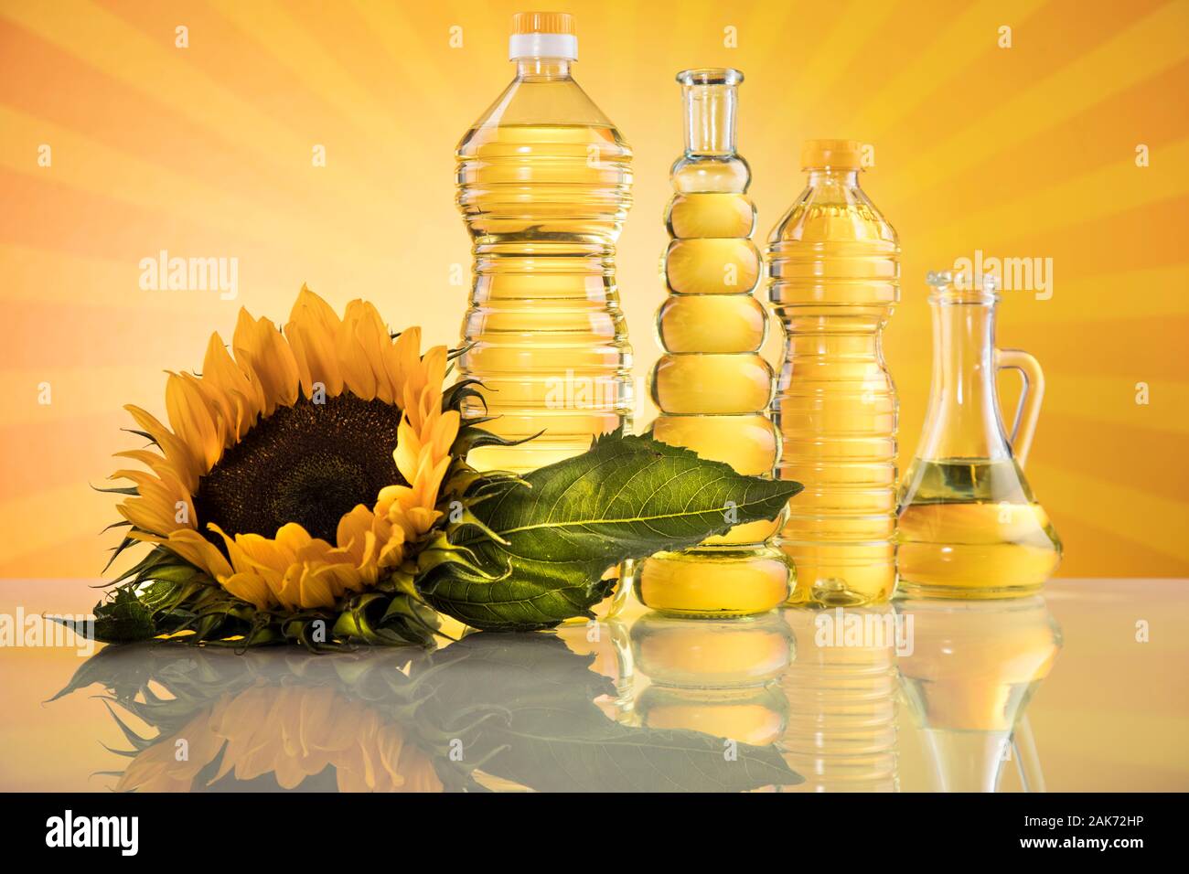 Cooking and food oil products Stock Photo - Alamy
