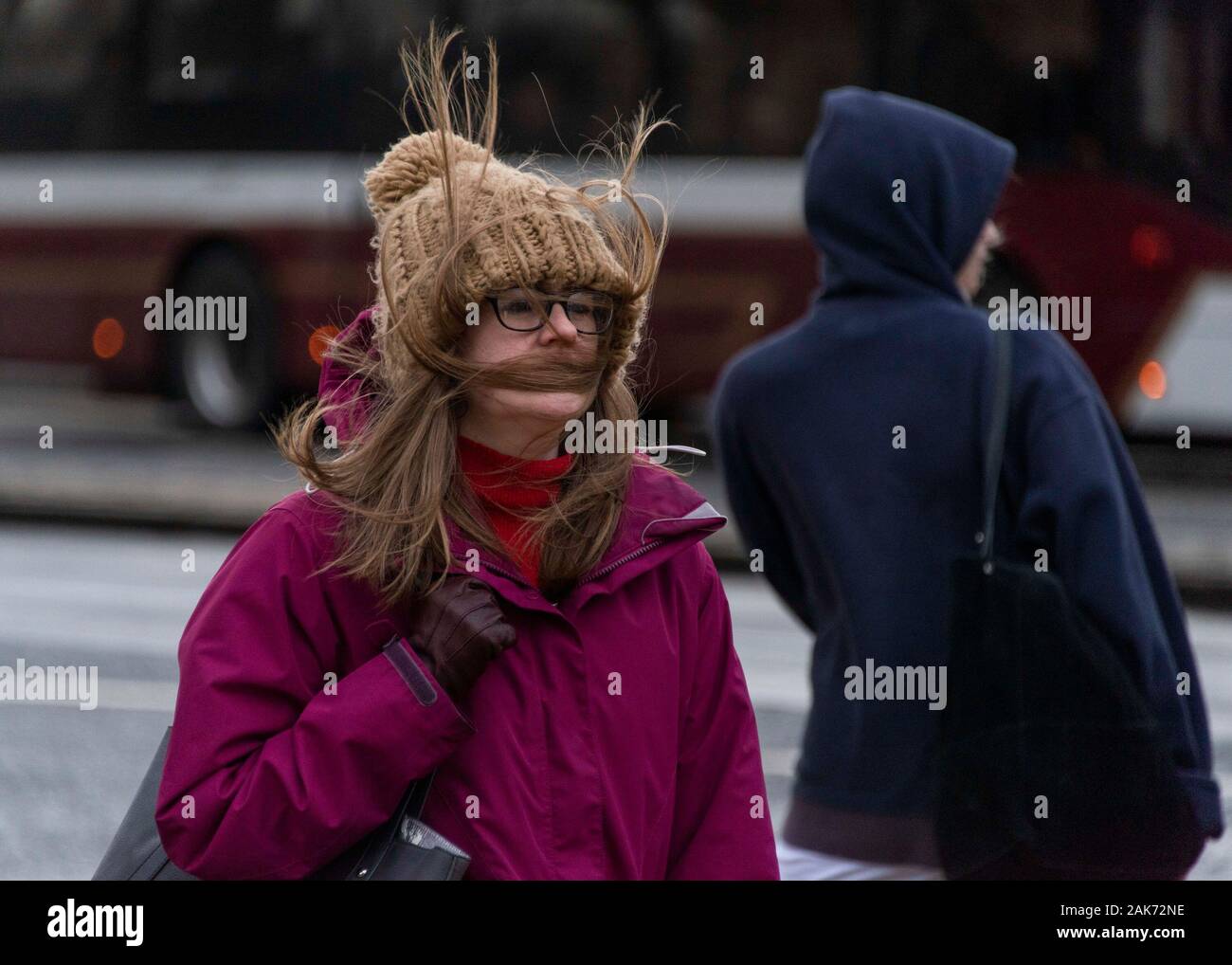 Windy umbrella scotland hi-res stock photography and images - Alamy