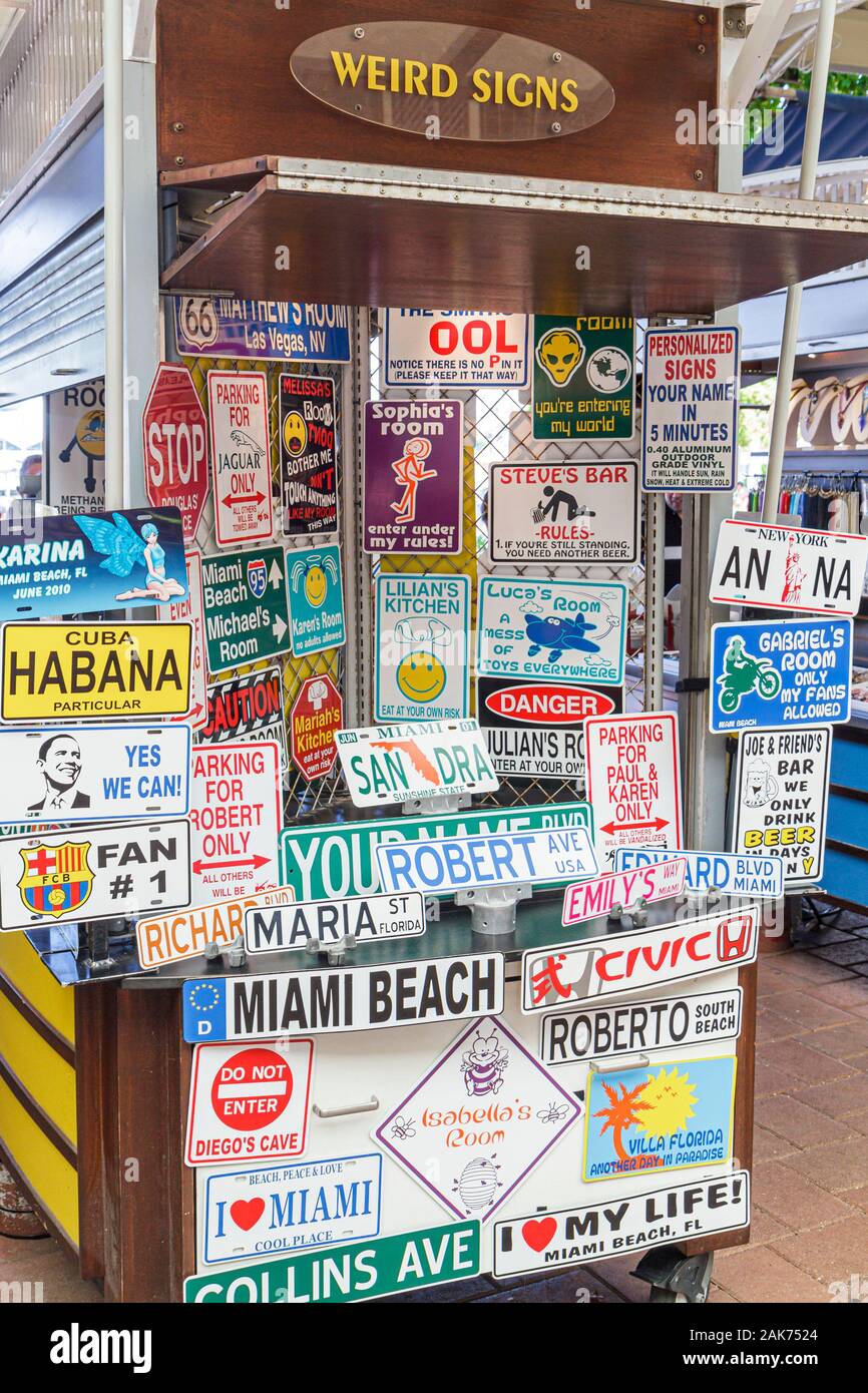 Bay waterside marketplace hi-res stock photography and images - Alamy