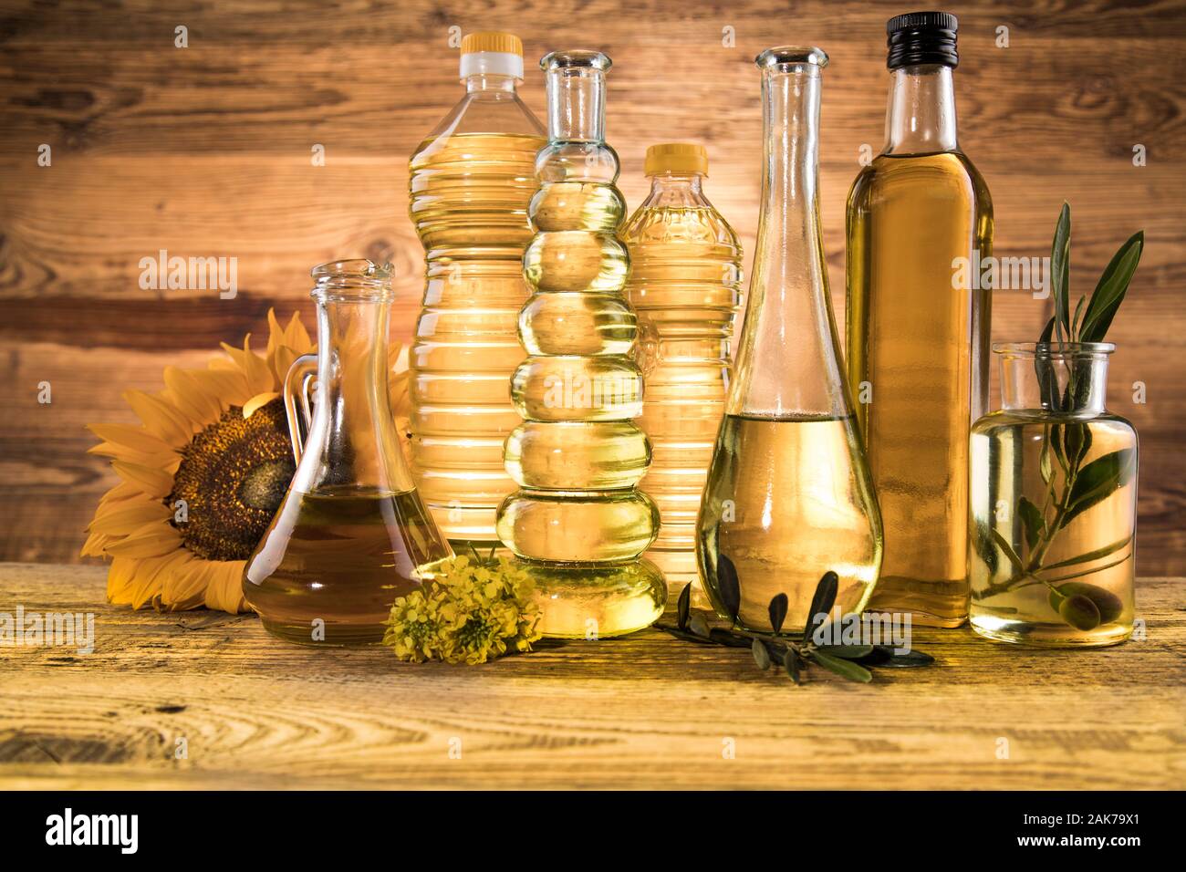 Cooking and food oil products Stock Photo - Alamy