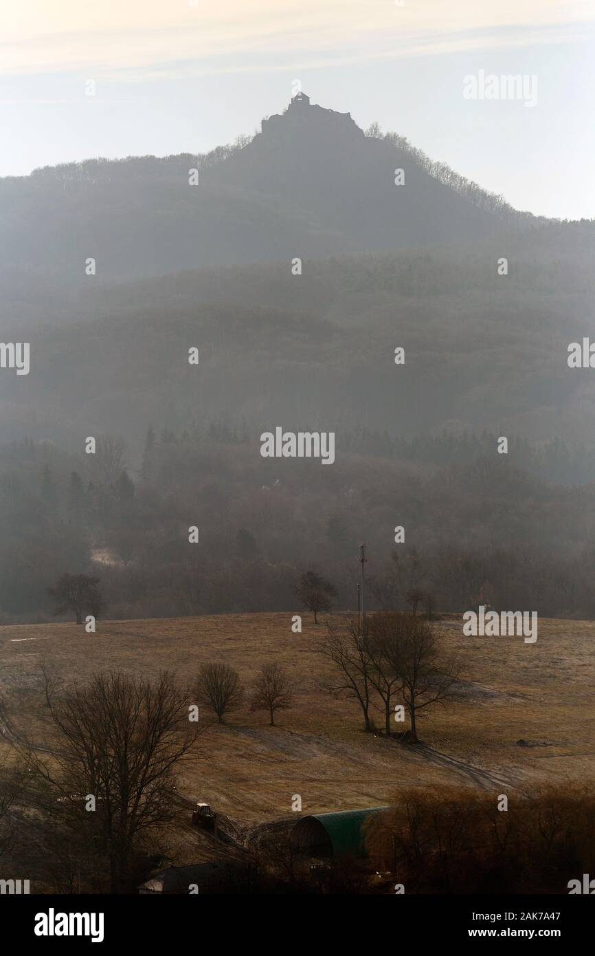 Salgo castle hi-res stock photography and images - Alamy