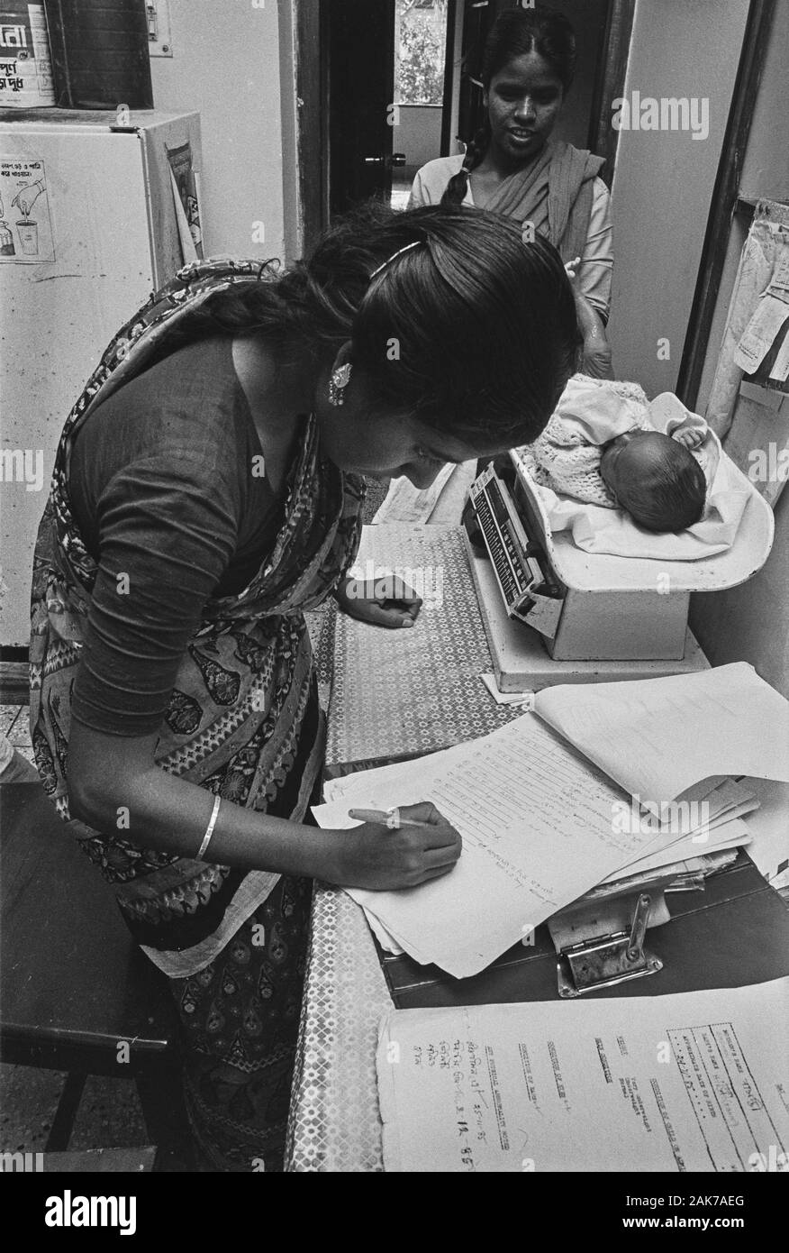 1980s mother and child hi-res stock photography and images - Alamy