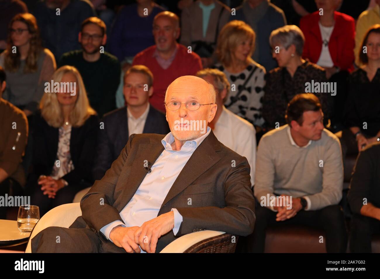 Unternehmer Dirk Rossmann bei der Aufzeichnung der ZDF-Talkshow 'Markus ...