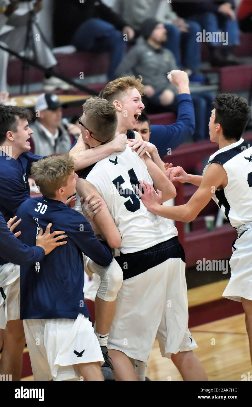 Overtime vertical hi-res stock photography and images - Alamy