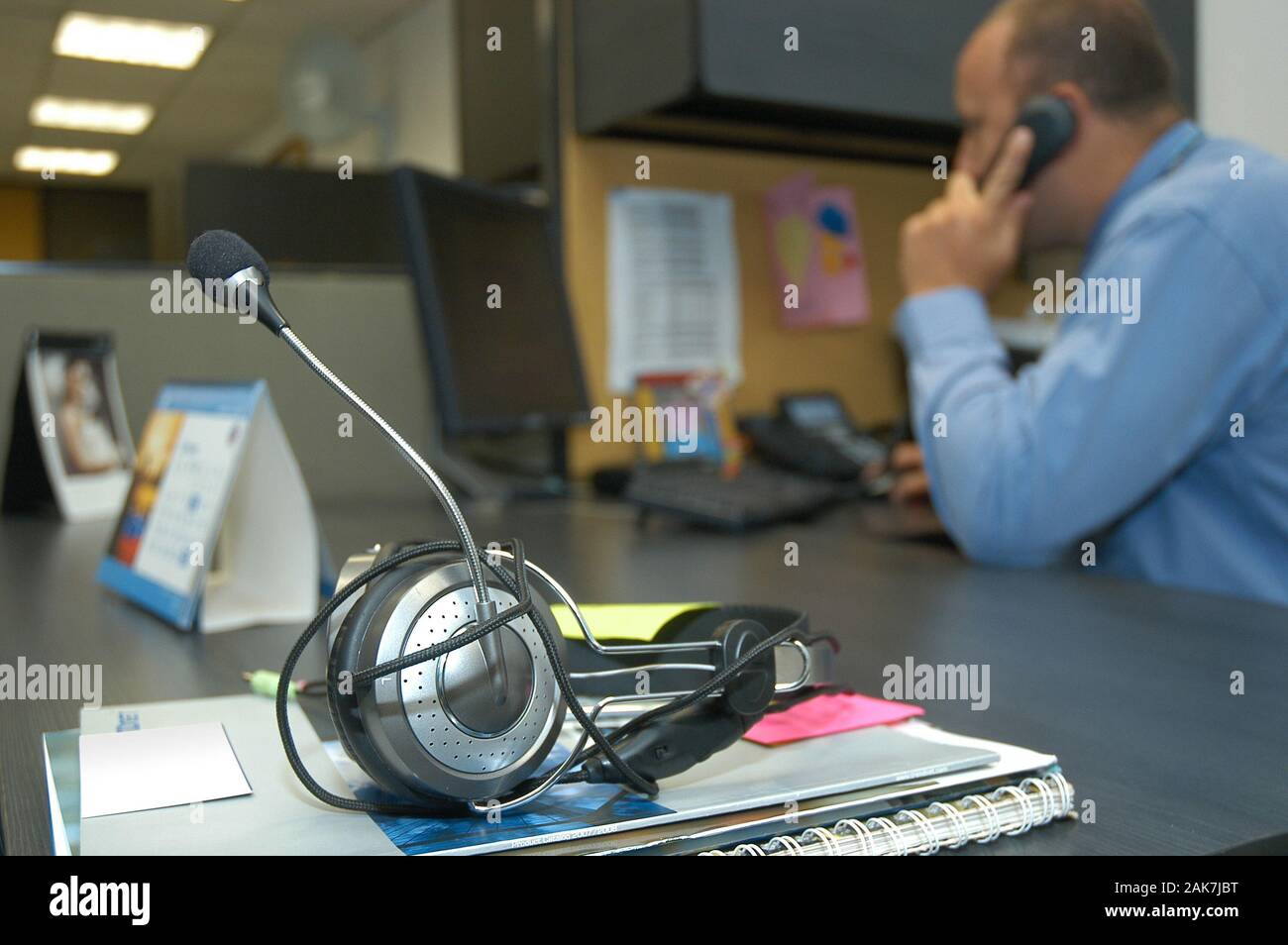 Desk microphone hi-res stock photography and images - Alamy