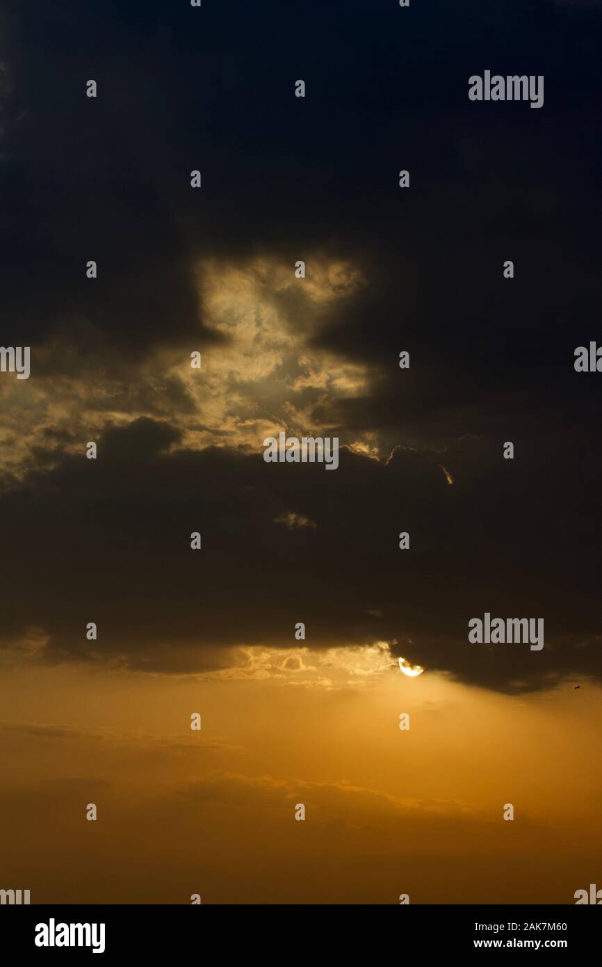 Kuwait time hi-res stock photography and images - Alamy