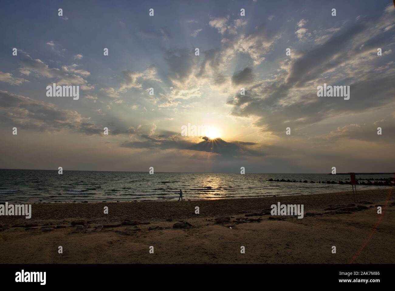 Sunrise at seaside of kuwait hi-res stock photography and images - Alamy