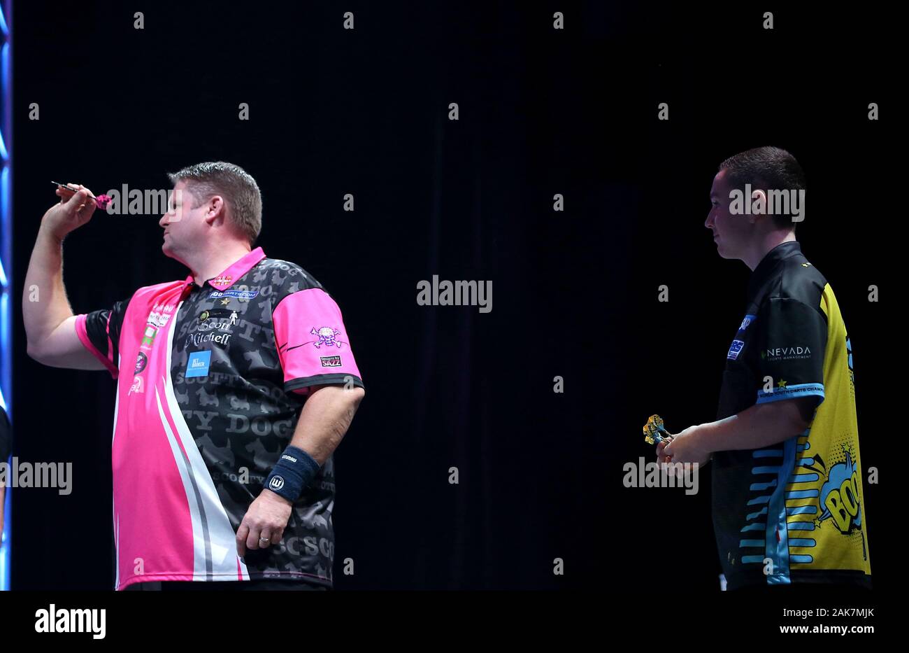 Scott Mitchell (left) in action with Leighton Bennett during day four ...