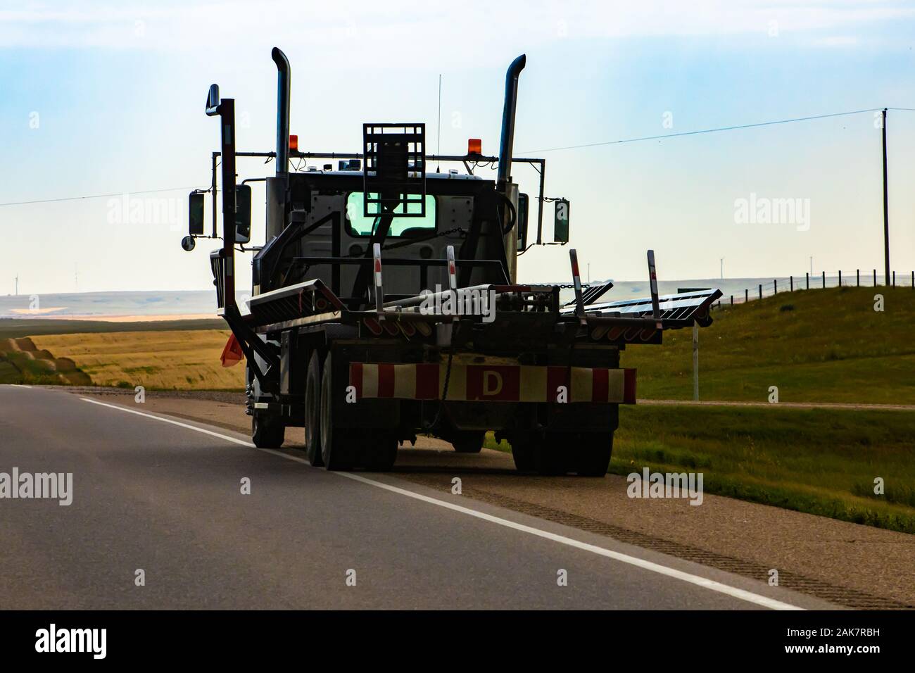 Heavy goods vehicle side view hi-res stock photography and images - Alamy