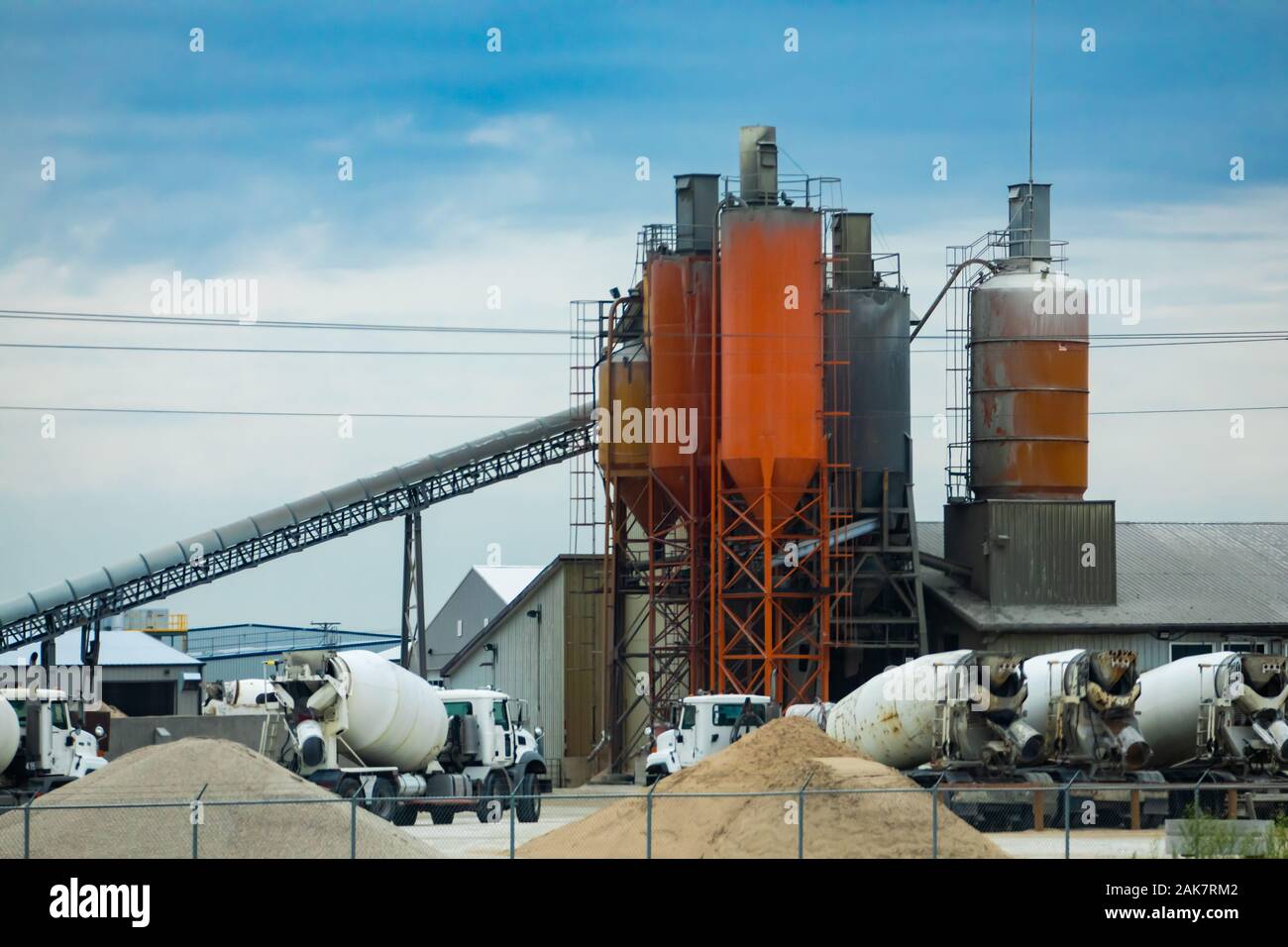 Factory Silos Plant Silo High Resolution Stock Photography and Images ...