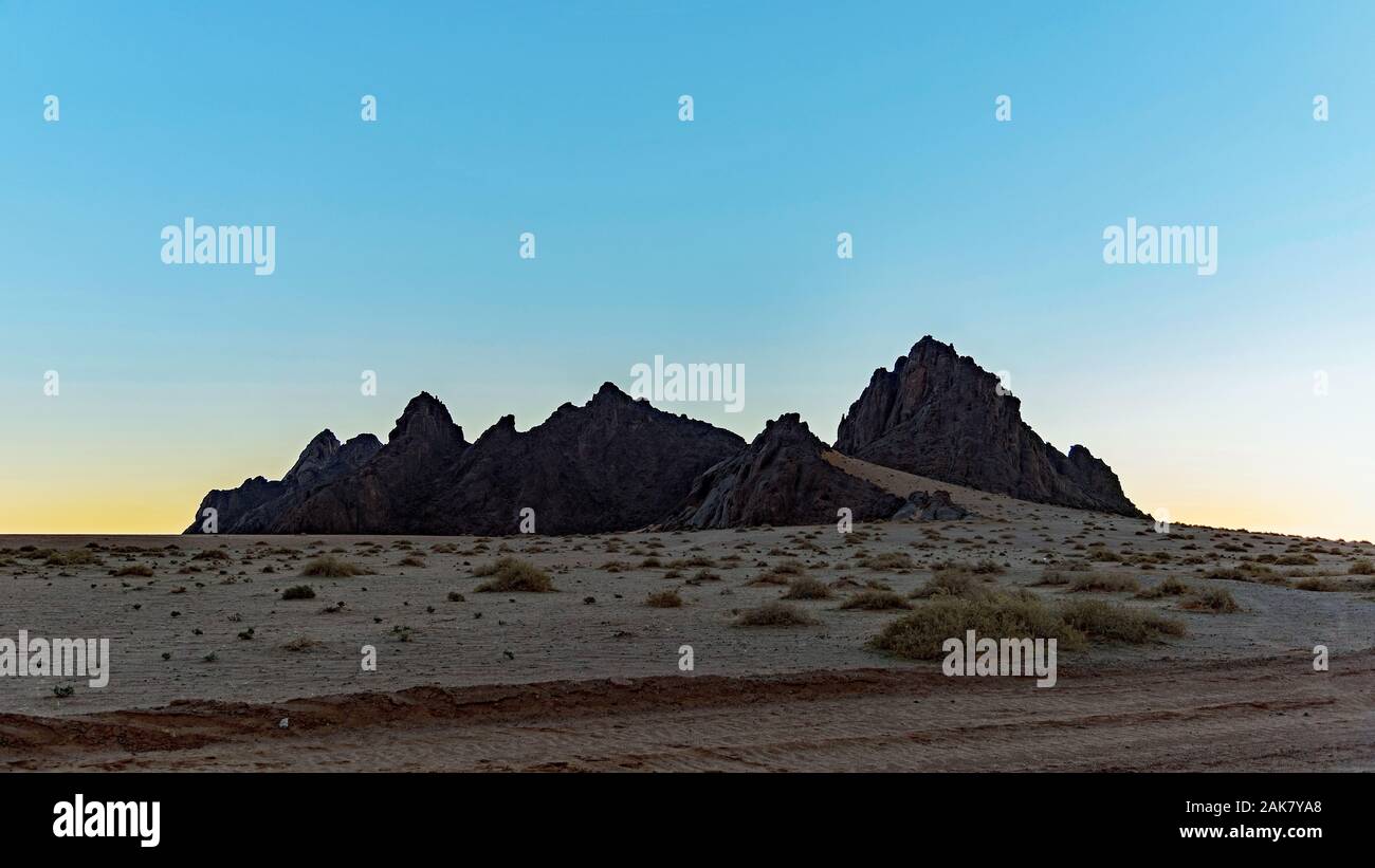 Coloured desert hi-res stock photography and images - Alamy