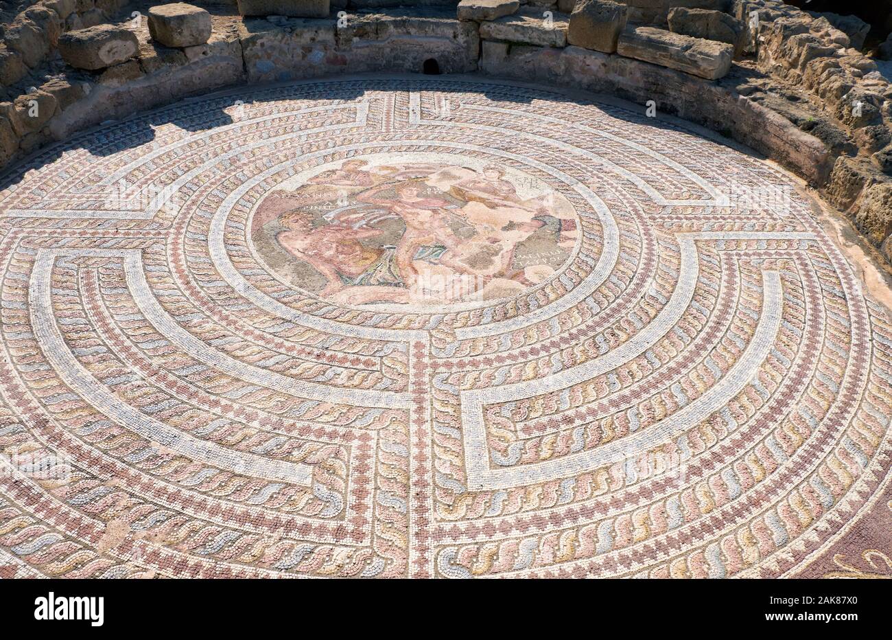 Labyrinth park crete hi-res stock photography and images - Alamy