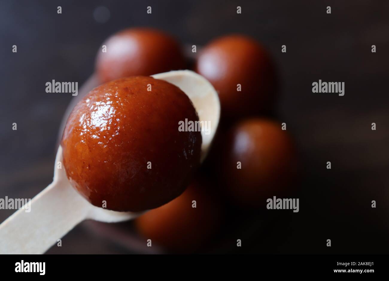 Single gulab jamun hi-res stock photography and images - Alamy