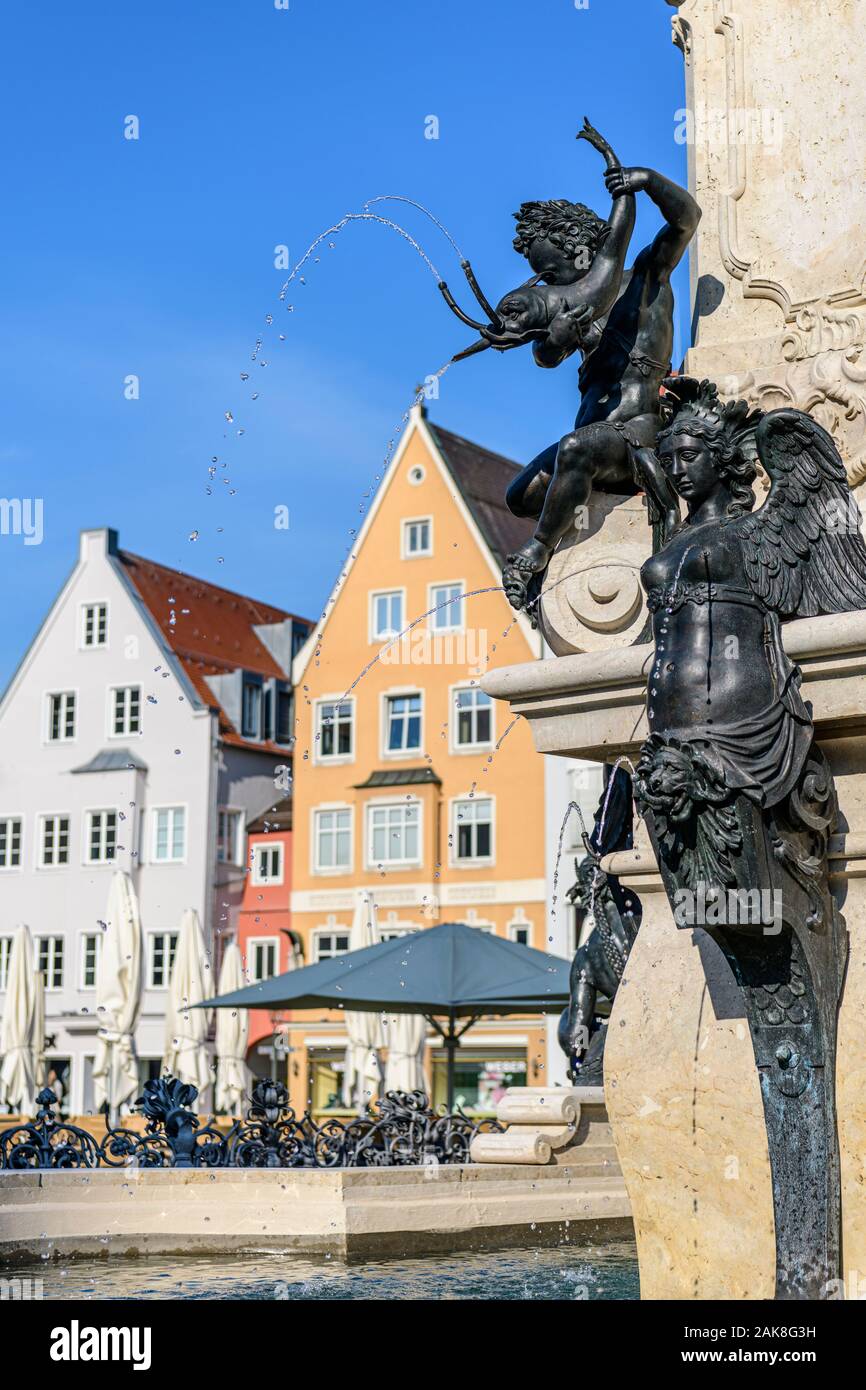 Fountain augustusbrunnen hi-res stock photography and images - Alamy