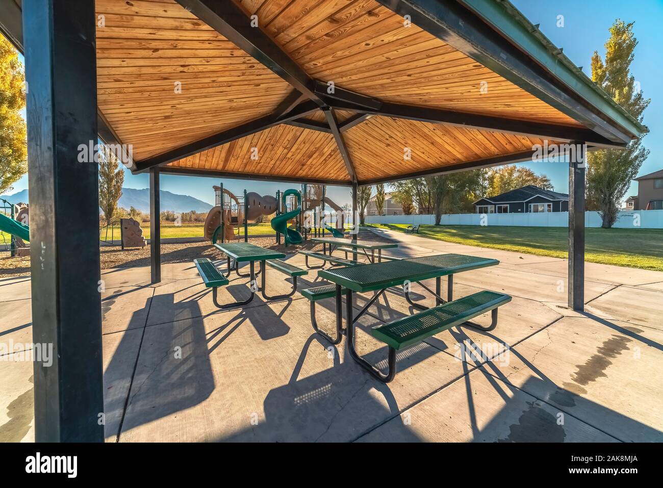 Small pavilion in park covered hi-res stock photography and images - Alamy