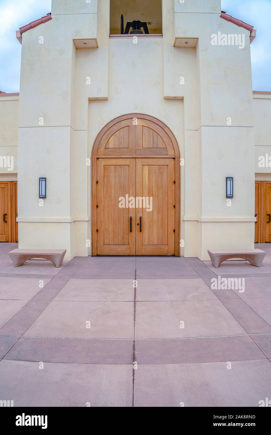 Double wooden entrance doors to a church Stock Photo - Alamy