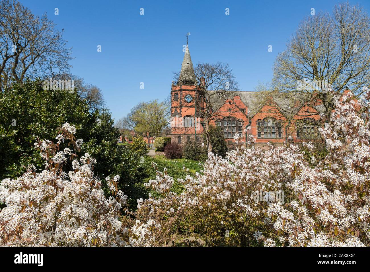The Lyceum and Dell, Port Sunlight, Wirral, England Stock Photo - Alamy