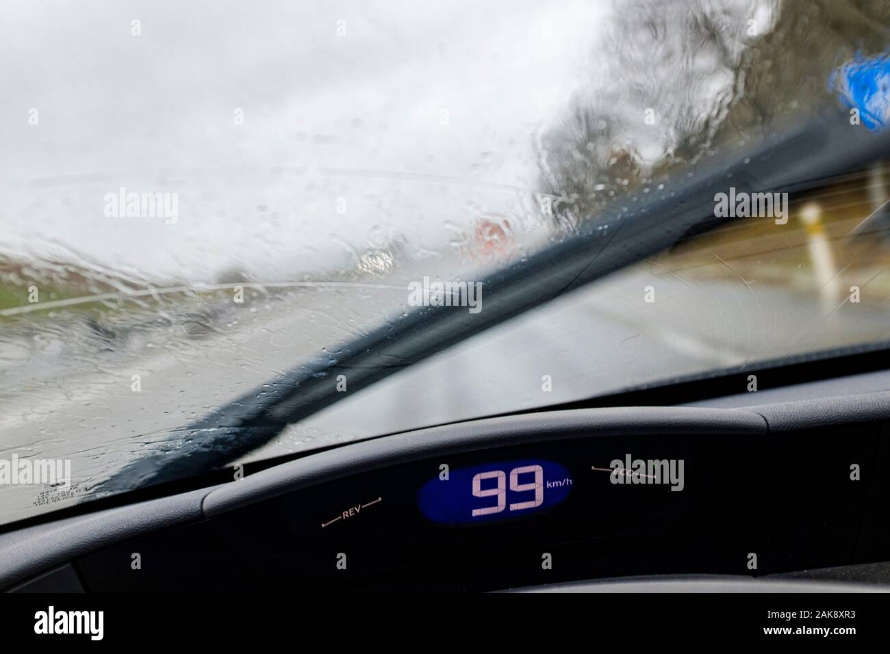 Drivers view windscreen hi-res stock photography and images - Alamy