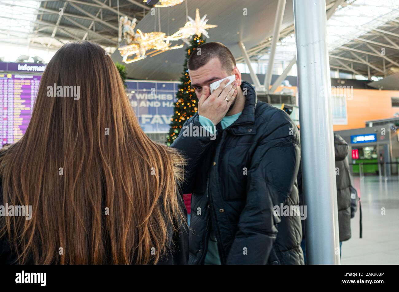 Crying plane hi-res stock photography and images - Alamy