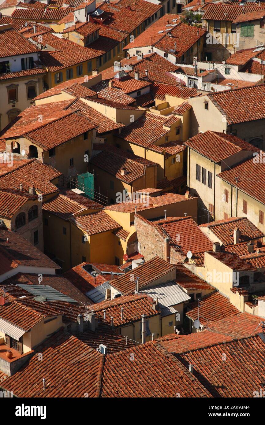 Medieval roofs hi-res stock photography and images - Alamy