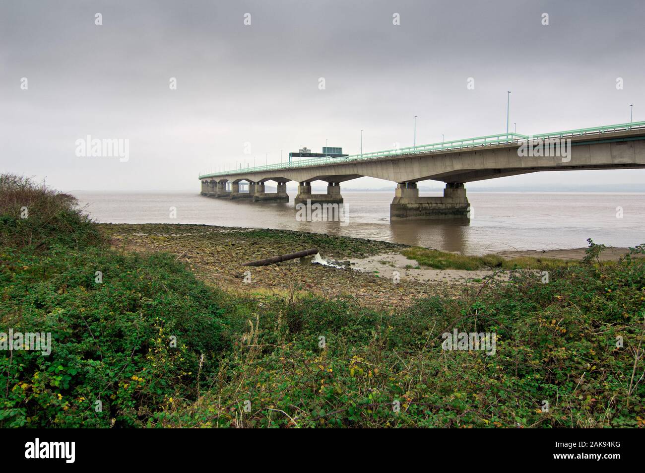 Prince of Wales Bridge Stock Photo - Alamy