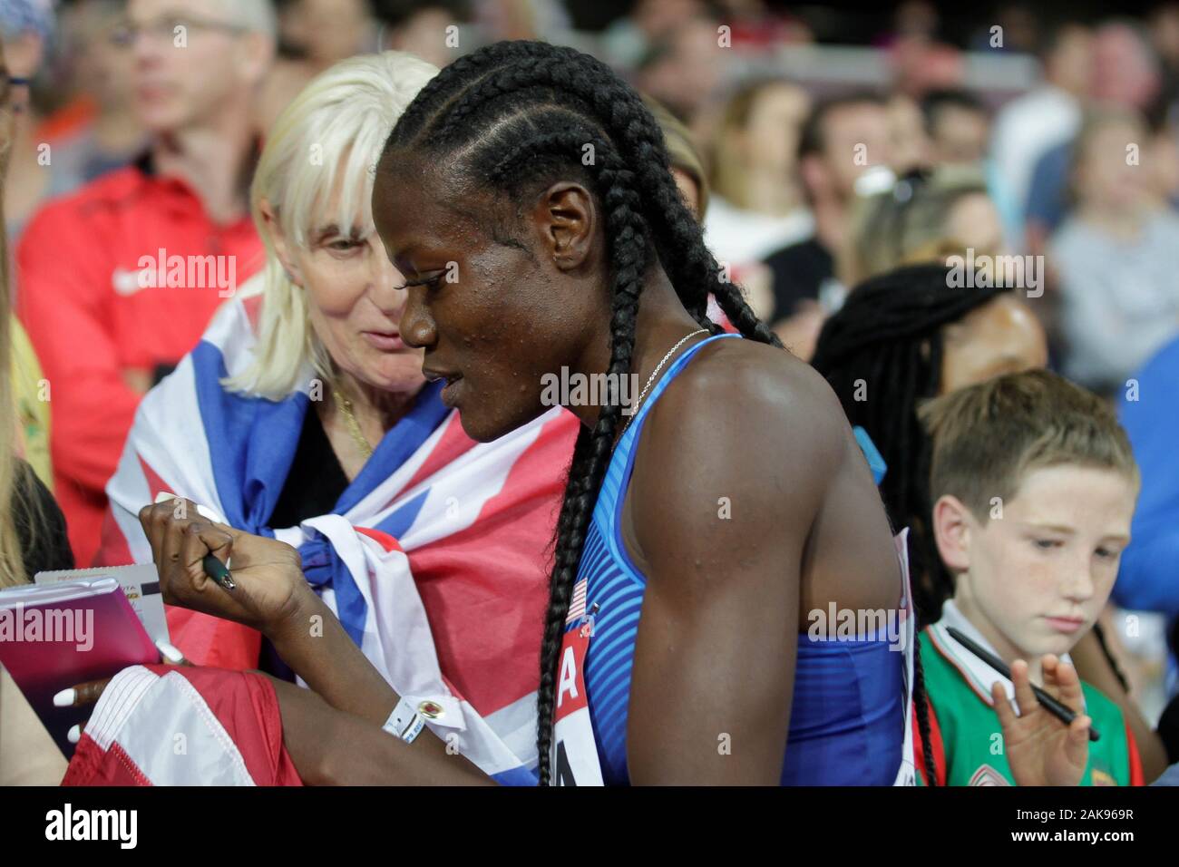 Shakima wimbley athletics hi-res stock photography and images - Alamy
