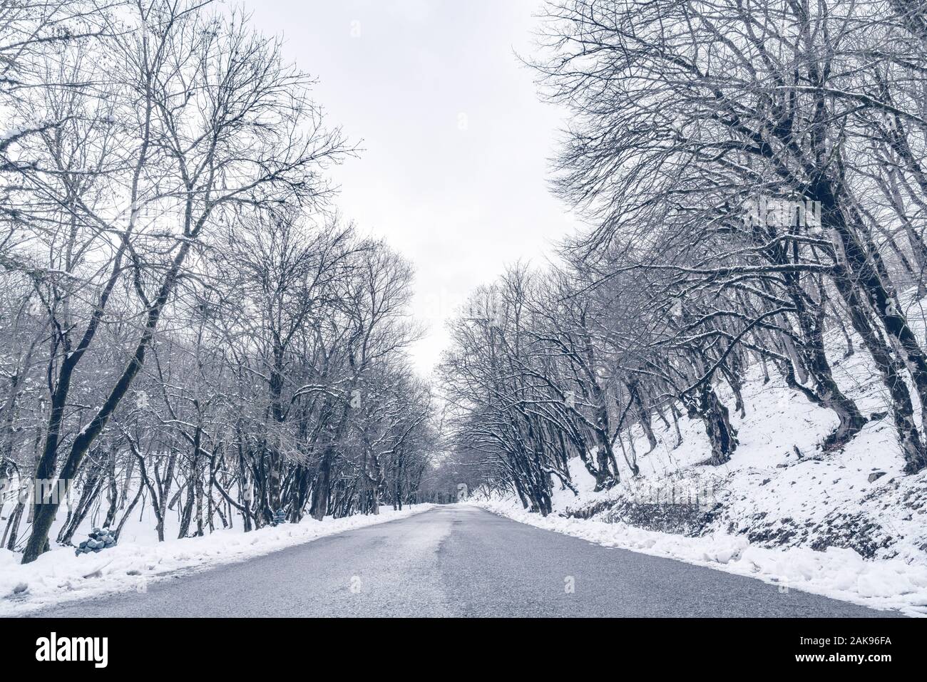 Cleared winter road hi-res stock photography and images - Alamy