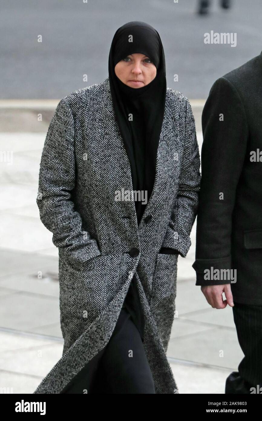 Alleged IS member Lisa Smith arrives at the Central Criminal Court ...