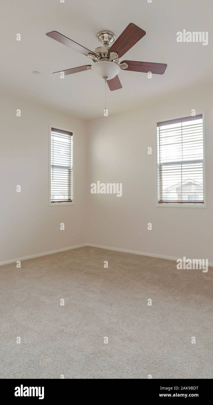 Vertical Master bedroom empty with no furniture Stock Photo - Alamy