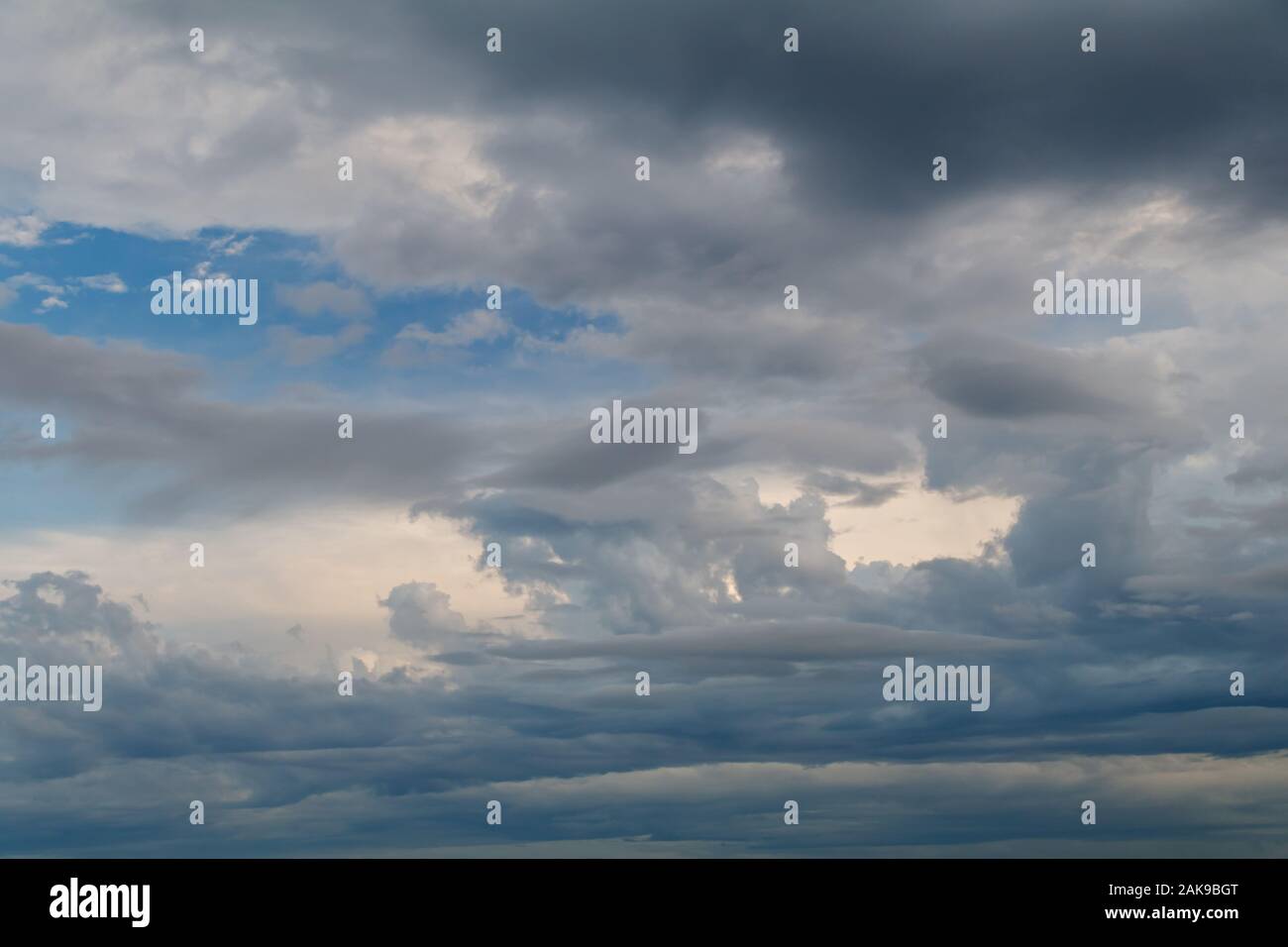 Cloud colour color hi-res stock photography and images - Alamy