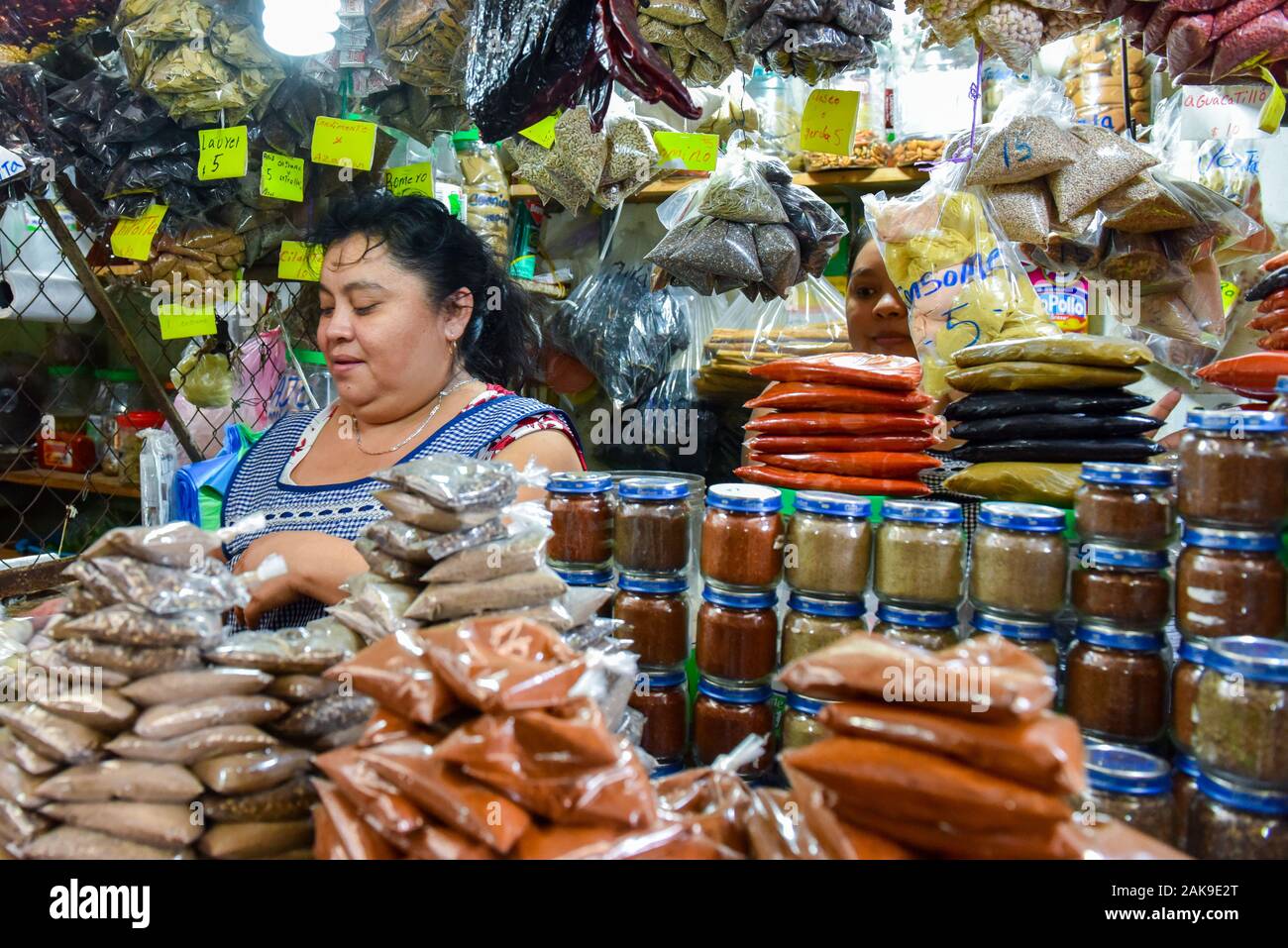 Merida mexico markets hi-res stock photography and images - Alamy