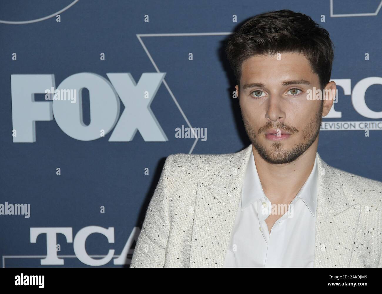 Los Angeles, USA. 07th Jan, 2020. Ronen Rubinstein arrives at the FOX ...
