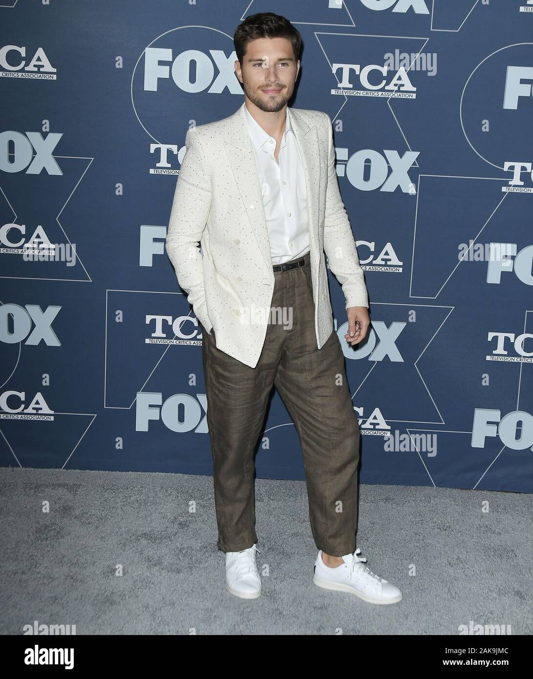 Los Angeles, USA. 07th Jan, 2020. Ronen Rubinstein arrives at the FOX ...